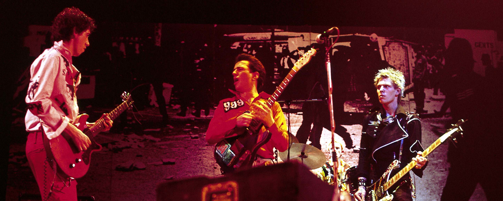 The Story Behind the Famous ‘London Calling’ Album Cover by The Clash