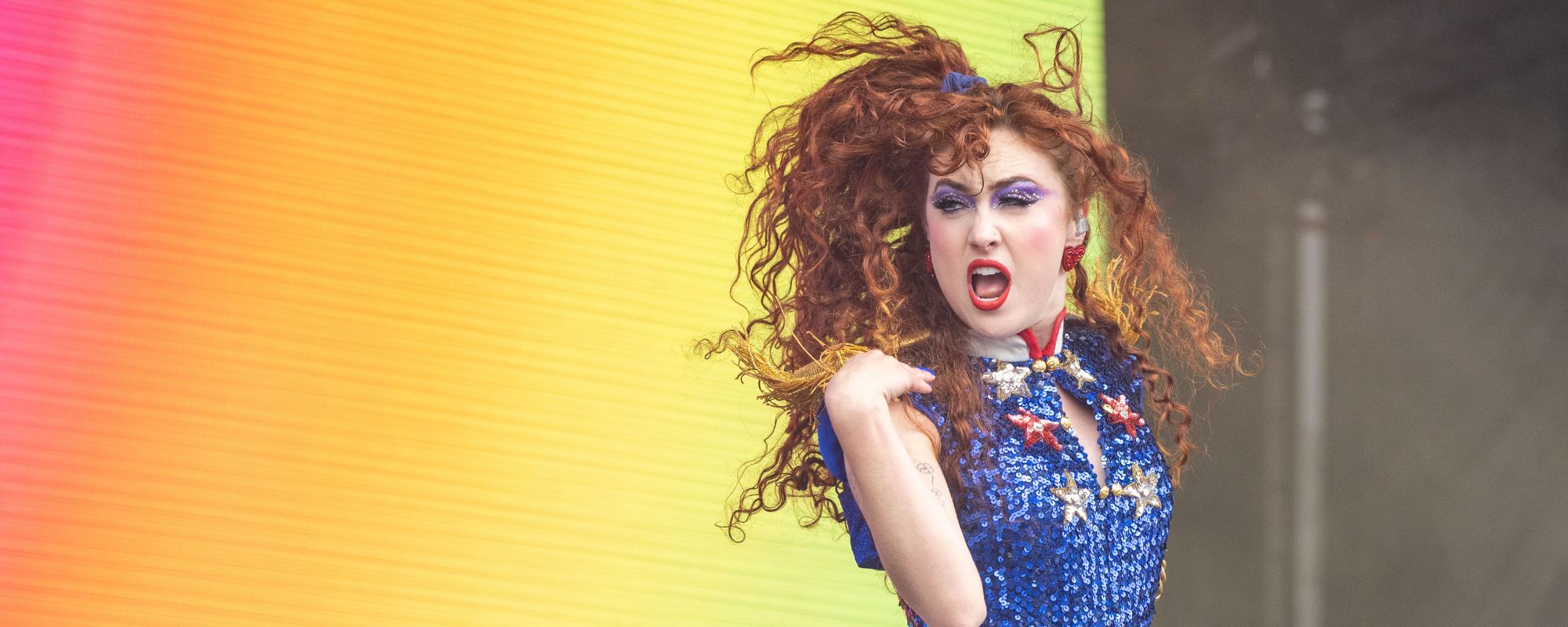 Will Chappell Roan Succeed In Toppling Taylor Swift On The Charts ...