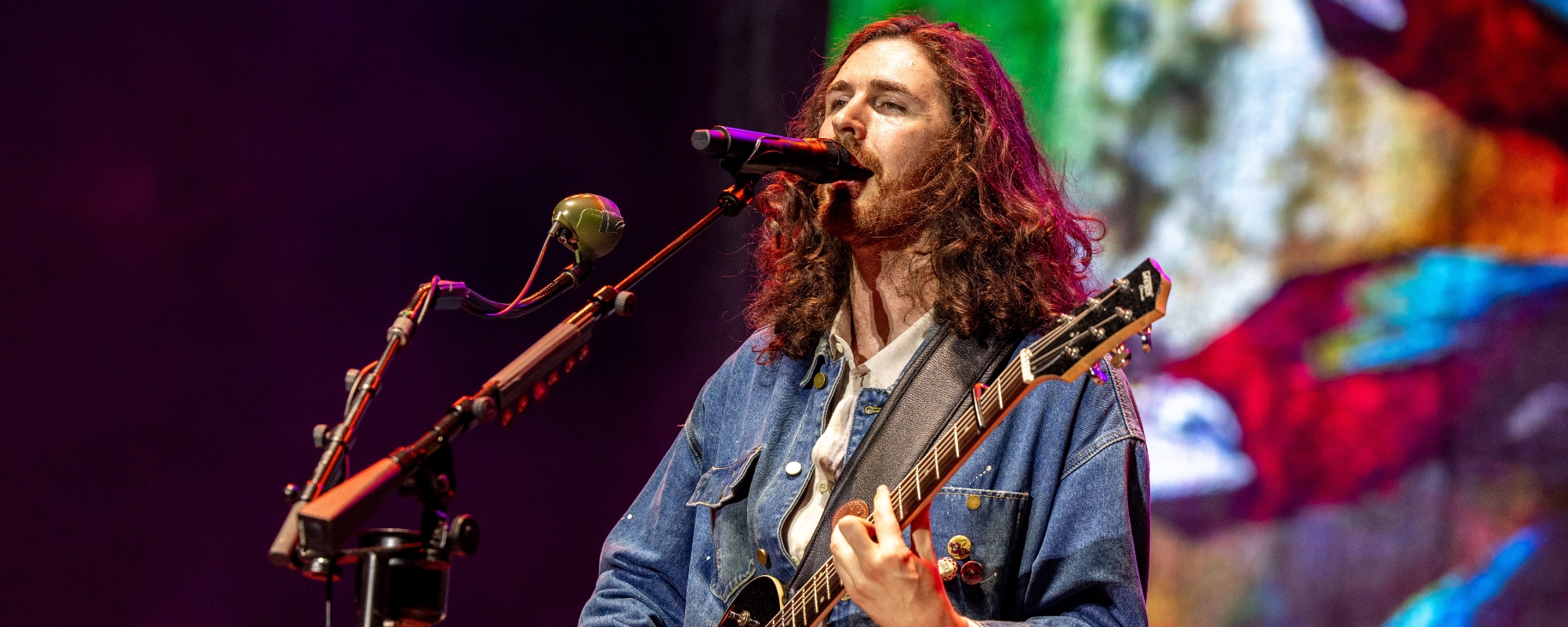Hozier Takes the Stage on 'Saturday Night Live' To Perform "Too Sweet ...
