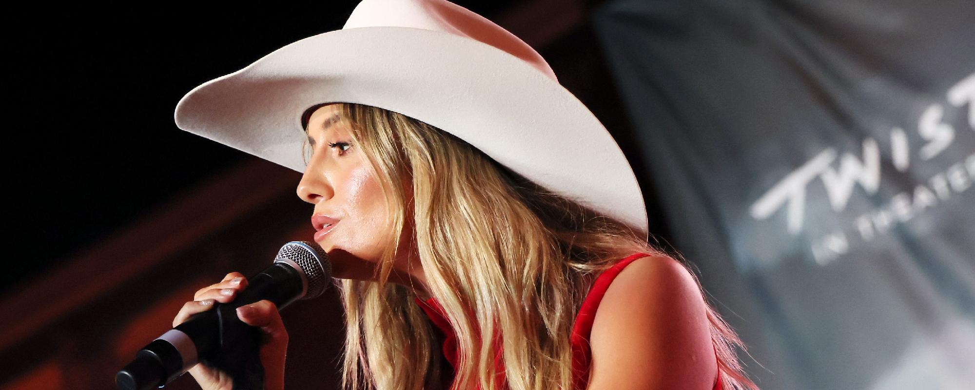 Watch Mick Jagger Belt out a Blake Shelton Tune to Seattle Crowd at The ...