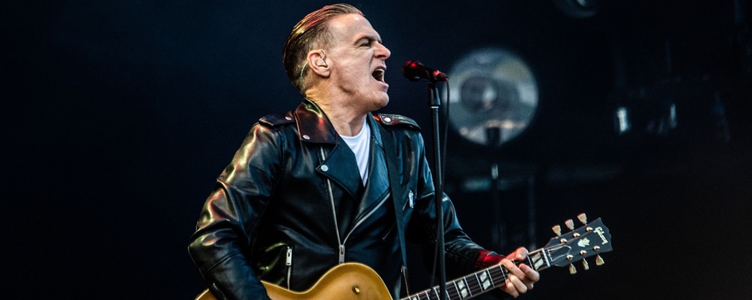 Watch Mick Jagger Belt out a Blake Shelton Tune to Seattle Crowd at The ...