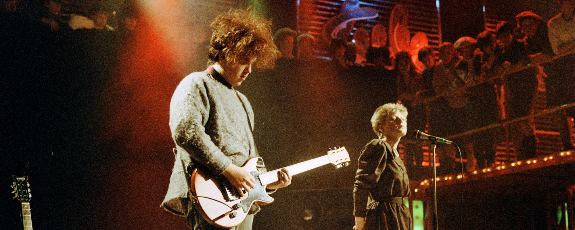 The Spellbinding Duet by Jeff Buckley and Cocteau Twins' Elizabeth ...