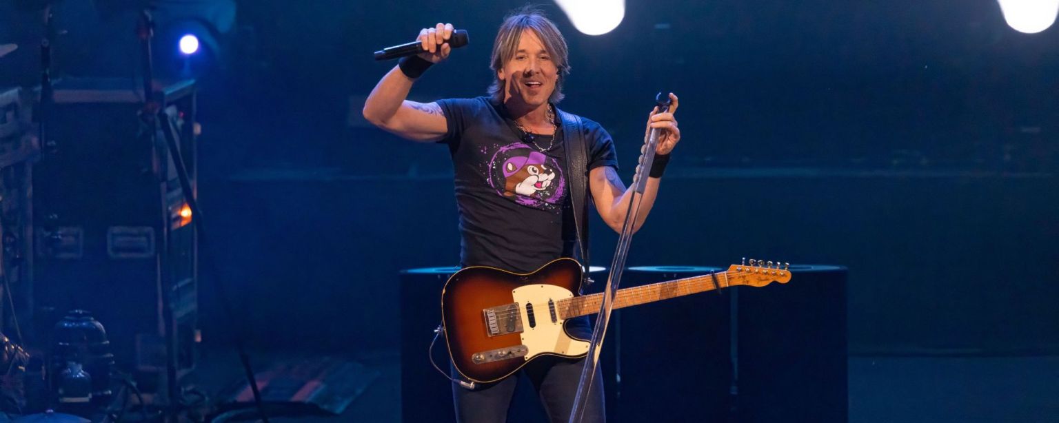 Watch Mick Jagger Belt out a Blake Shelton Tune to Seattle Crowd at The ...