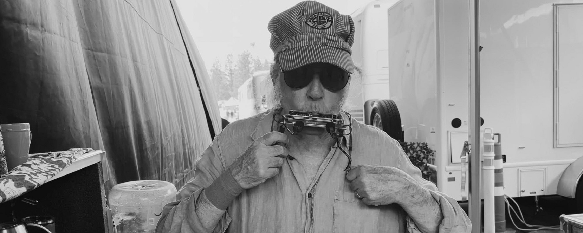 Watch Mick Jagger Belt out a Blake Shelton Tune to Seattle Crowd at The ...