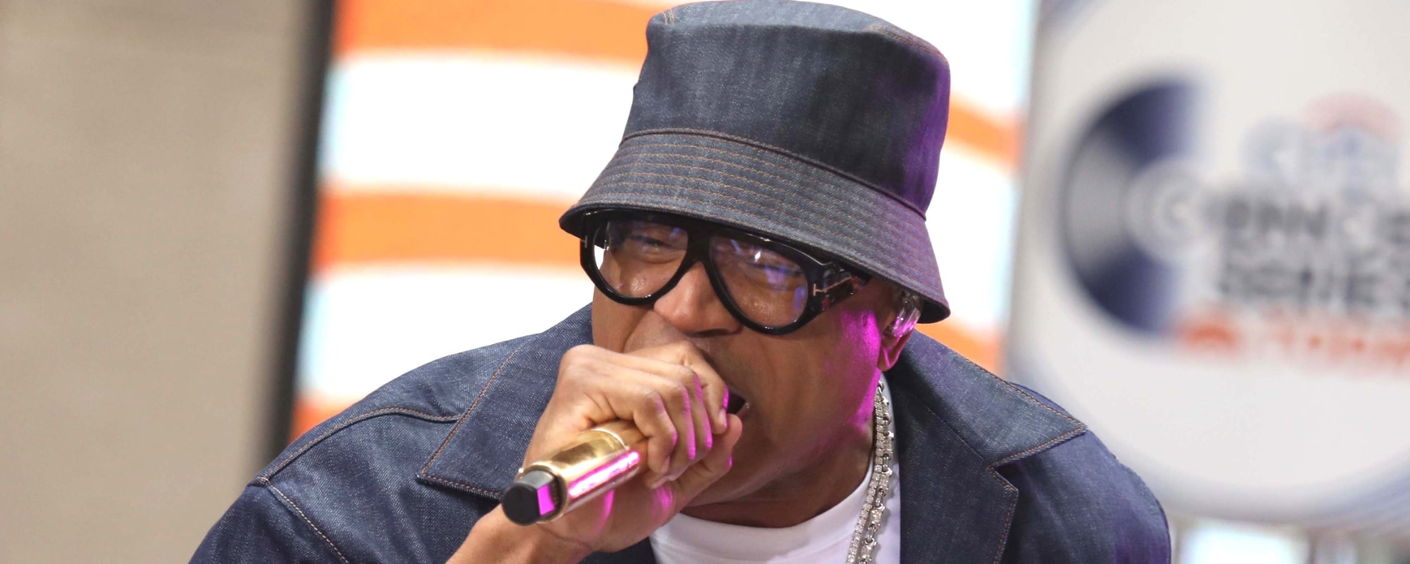 Benson Boone Dazzles With Powerhouse Vocals, Backflips During "Beautiful Things" VMAs ...