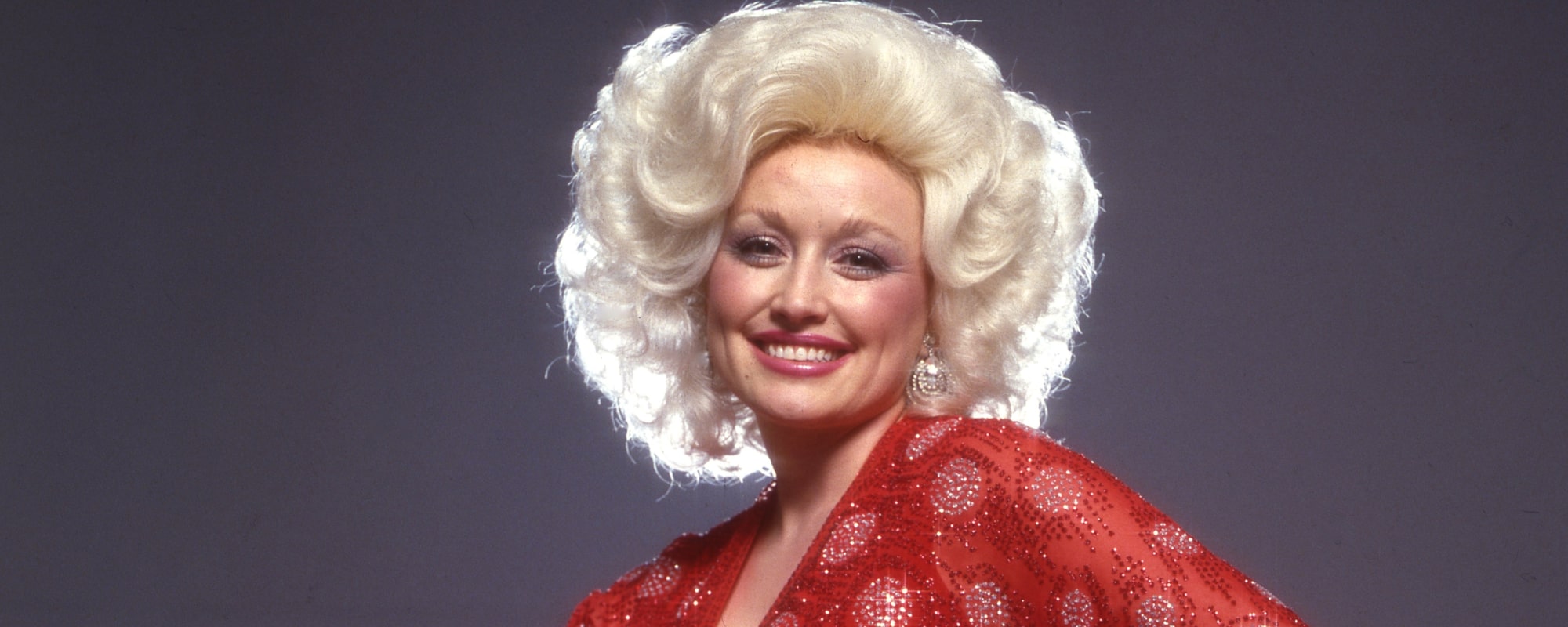 On This Day in 1967, Dolly Parton Kicked off Her Iconic Career with Her ...