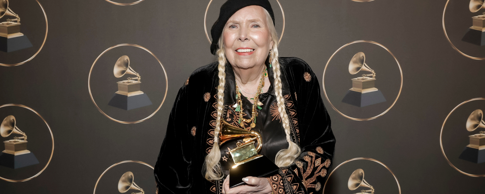 The 32 Best Joni Mitchell Quotes - American Songwriter