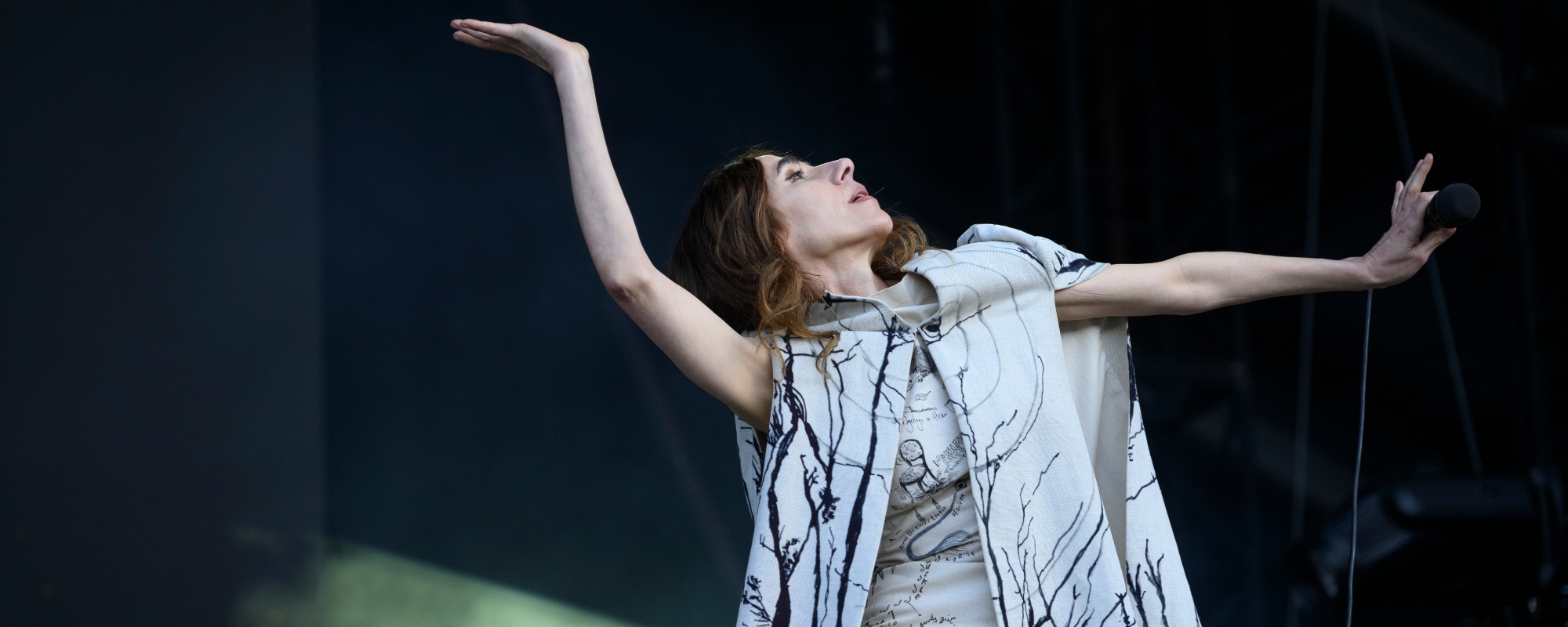 Courtney Love Talks New Music, Her Crush on Kendrick Lamar, and Beefing ...