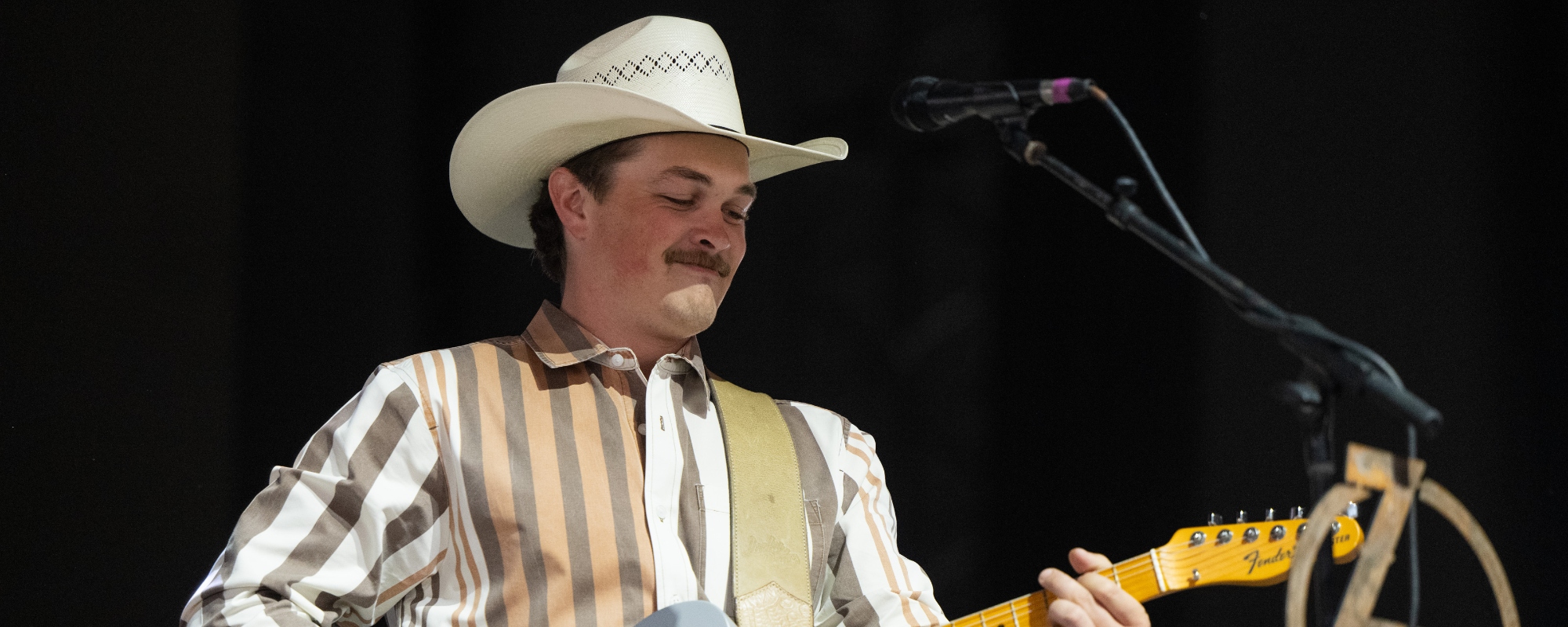 John Denver's Last Album Drops Featuring Re-recordings