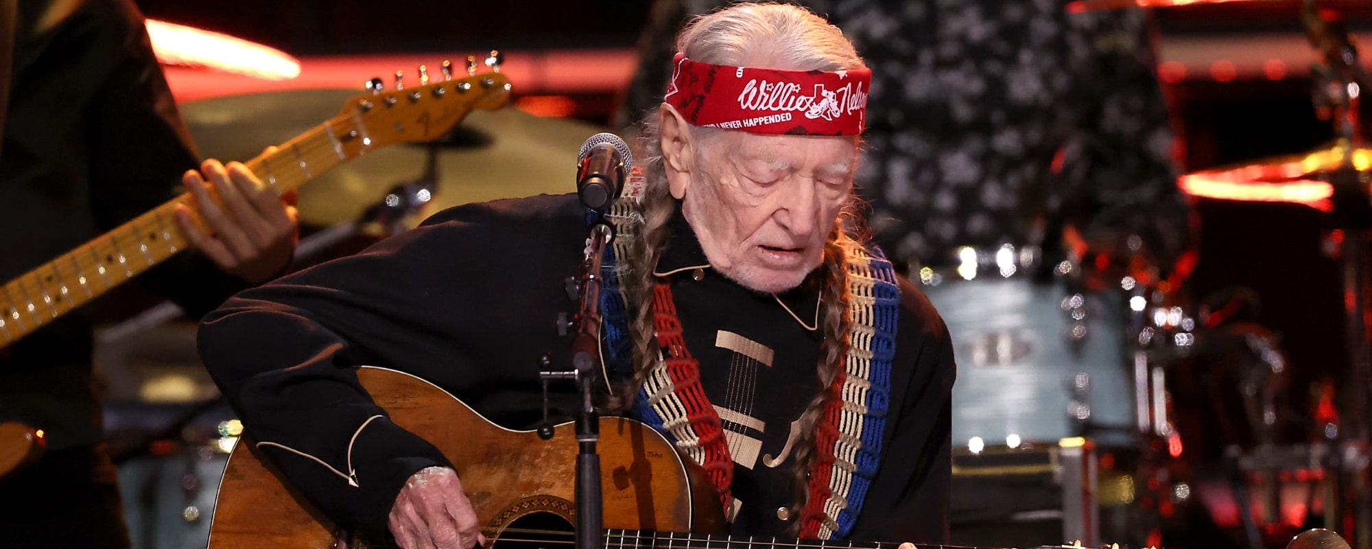 Watch Mick Jagger Belt out a Blake Shelton Tune to Seattle Crowd at The ...