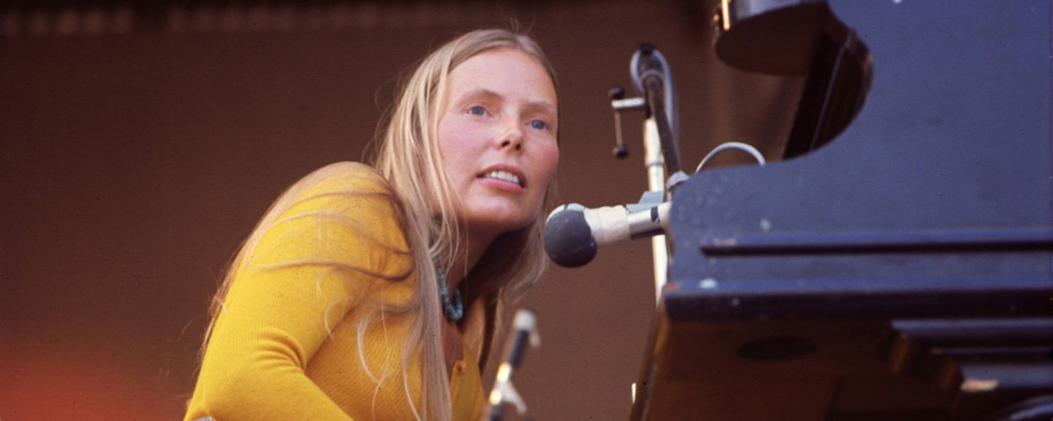 The Story and Meaning Behind "At Seventeen," Janis Ian's Honest and ...