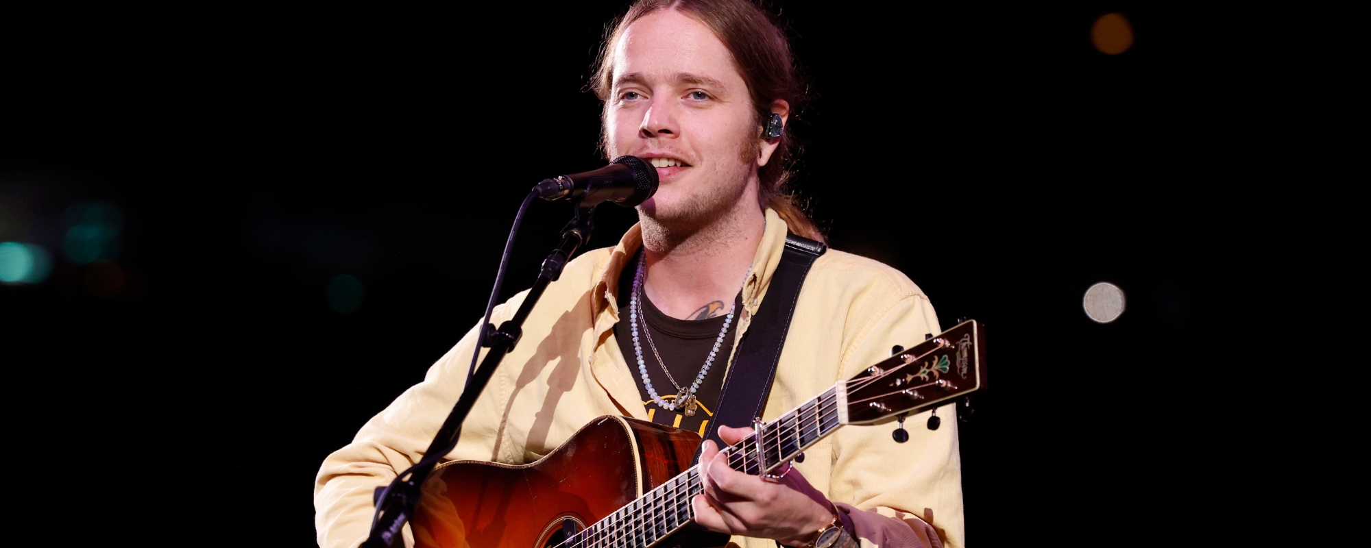 Billy Strings Reveals the Identity of the "Green Shirt Guy" in the ...