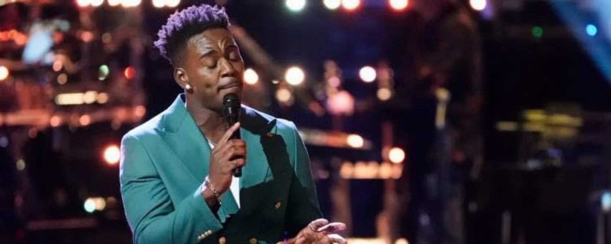 Watch Chris Stapleton Cover a Kris Kristofferson Classic While Playing ...