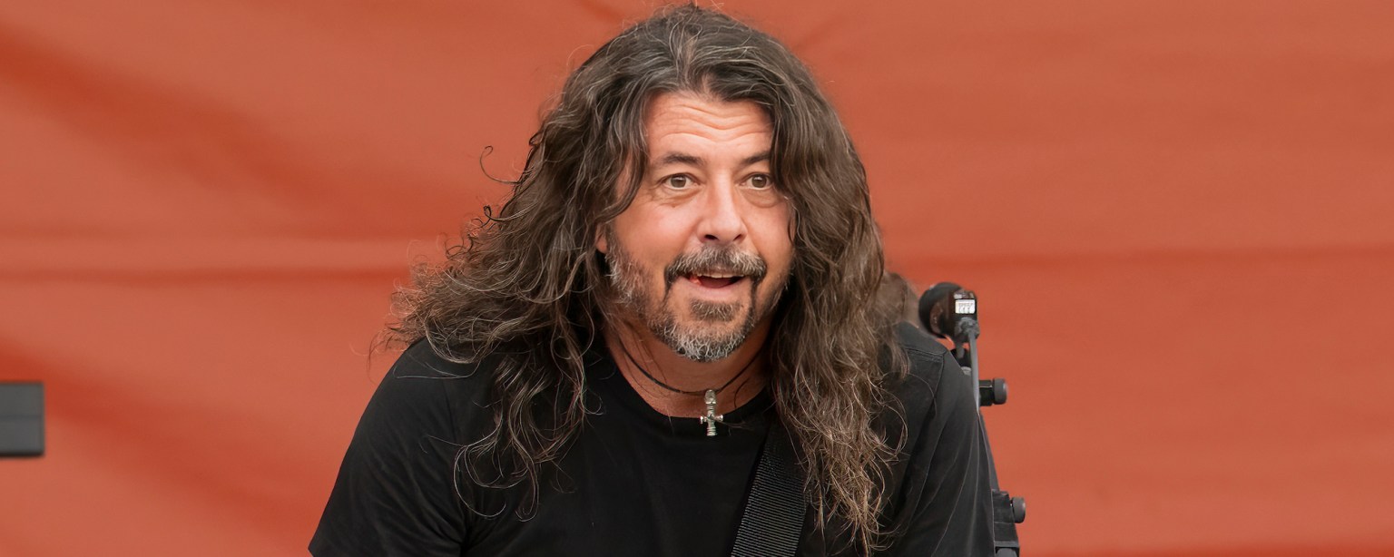 The Meaning Behind the Band Name: Foo Fighters - American Songwriter