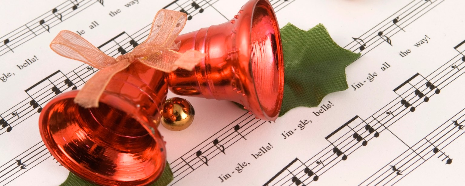 “A Performance To Unite the Nation”: Creed’s Iconic NFL Thanksgiving ...