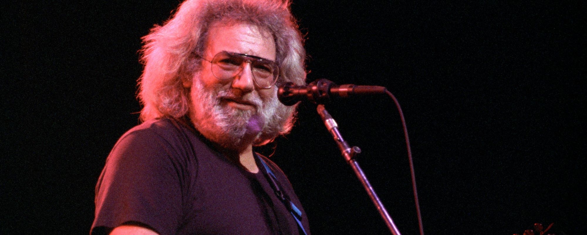Four and a Half Fingers Didn’t Stop Jerry Garcia From Becoming One of ...