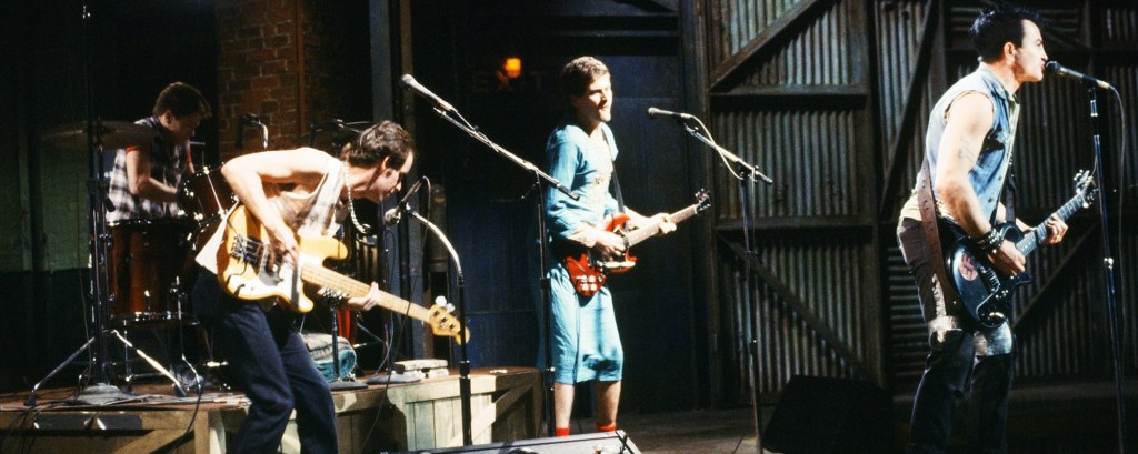 Meaning Behind the Song "Waiting Room" by Phoebe Bridgers