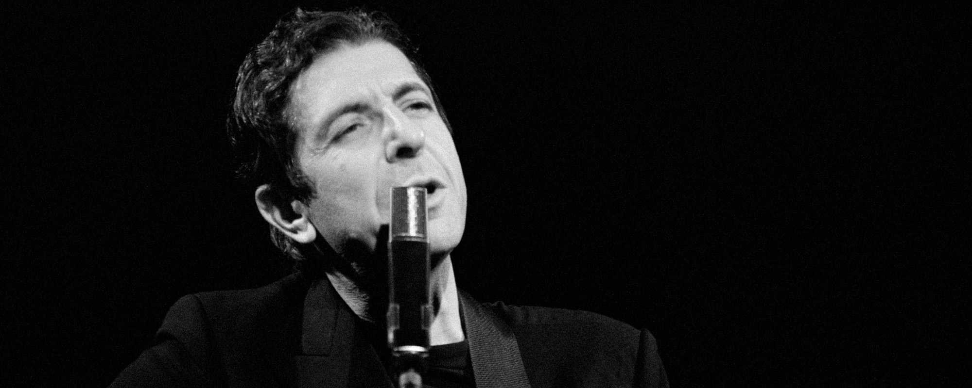 The Meaning Behind "Chelsea Hotel #2" by Leonard Cohen