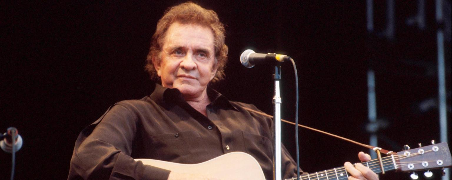 The Full Circle Story Behind Johnny Cash's Final Song "Like the 309 ...