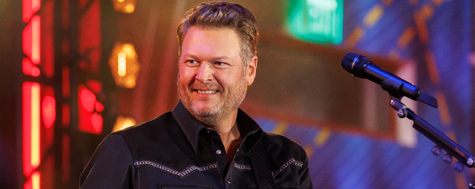 Watch Mick Jagger Belt out a Blake Shelton Tune to Seattle Crowd at The ...