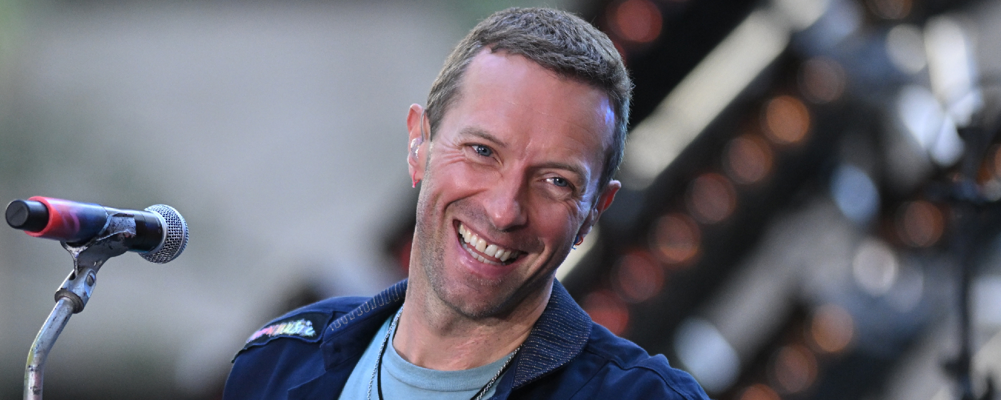 Coldplay, aka the “Handsomest Old Man Band in the World,” Performs New ...
