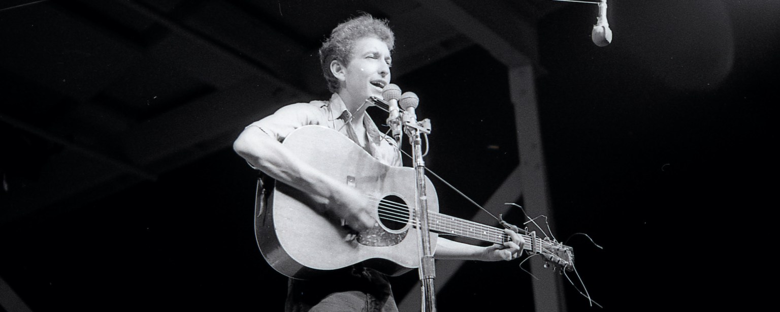 6 of the Best Folk Songs of the '60s - American Songwriter