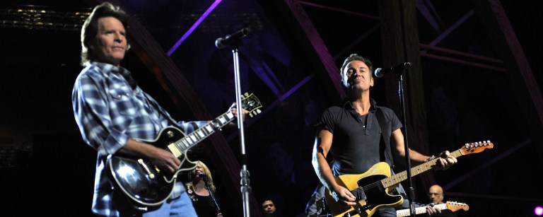 Santana Releasing New Retrospective Album, ‘Sentient,’ Featuring Smokey ...