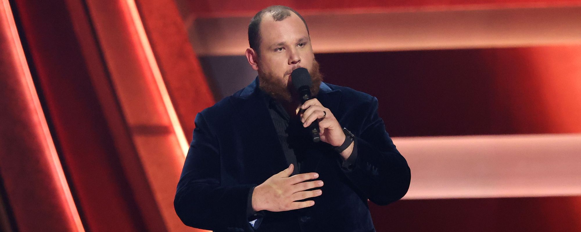 Luke Combs Fan Cashes in on Her Viral Moment After She Was Kicked Out ...
