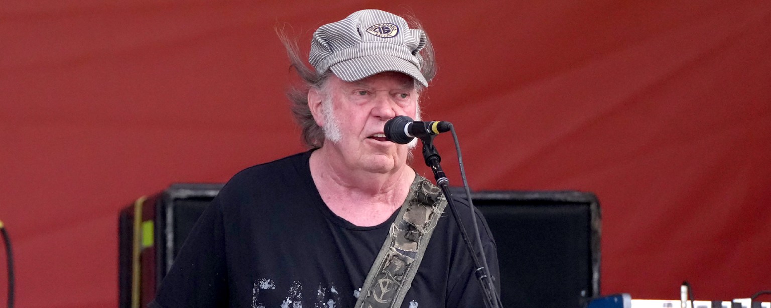 Neil Young And Crazy Horse Kick Off Love Earth Tour 2024: Here’s The ...