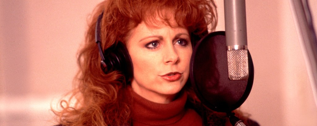 Remember When: Reba McEntire Lost 7 Members of Her Band and Her Tour ...