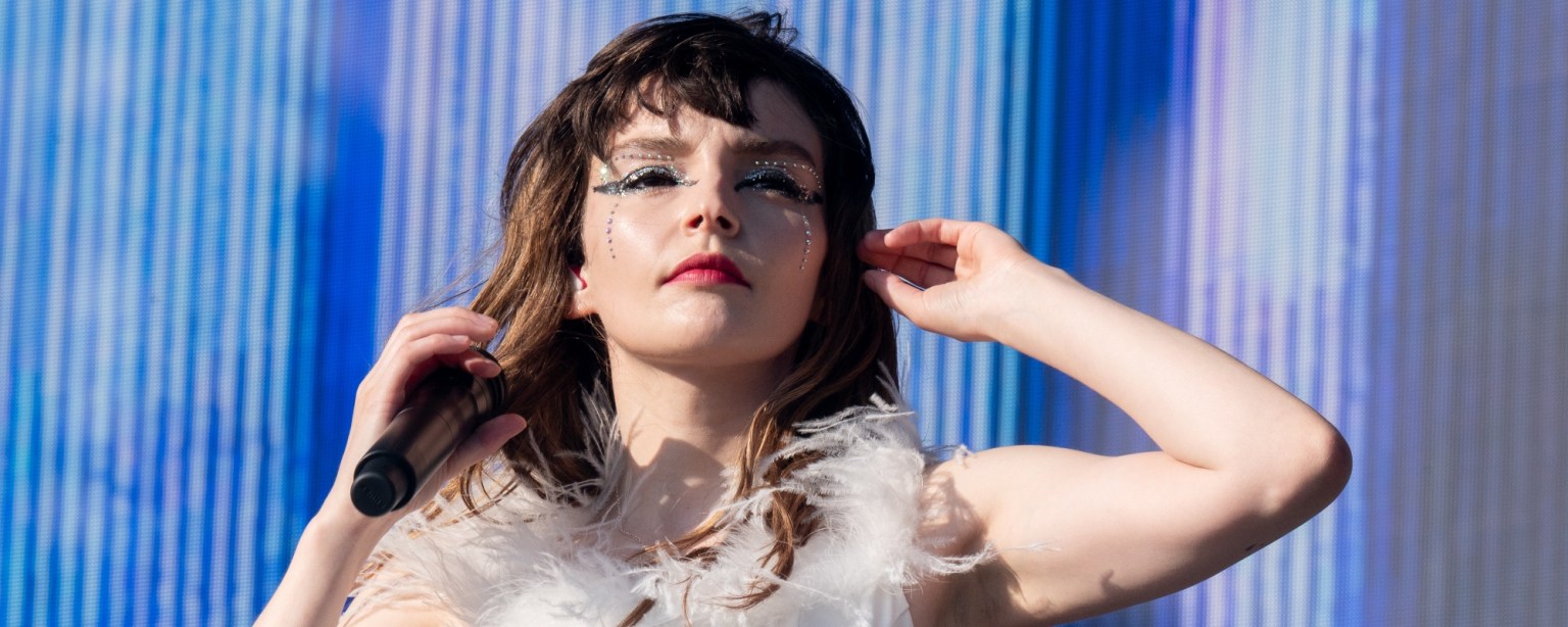 The Story and Meaning Behind "I Can't Go for That (No Can Do)" by Hall ...