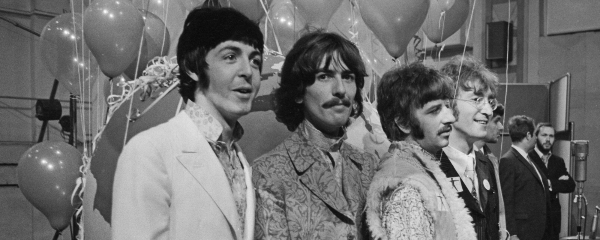 The Story and Meaning Behind The Beatles' "I'm Only Sleeping" and How ...