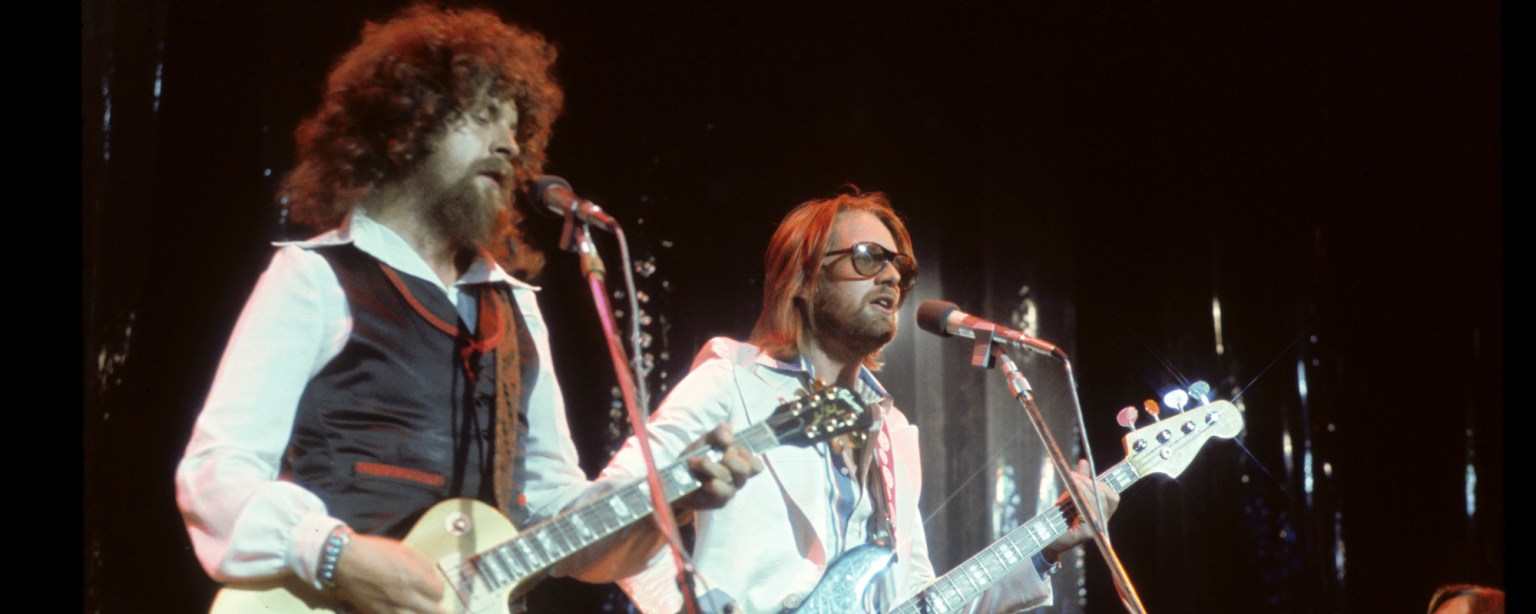 5 Songs that Sound Like They Were Made by The Beatles, but Weren't ...