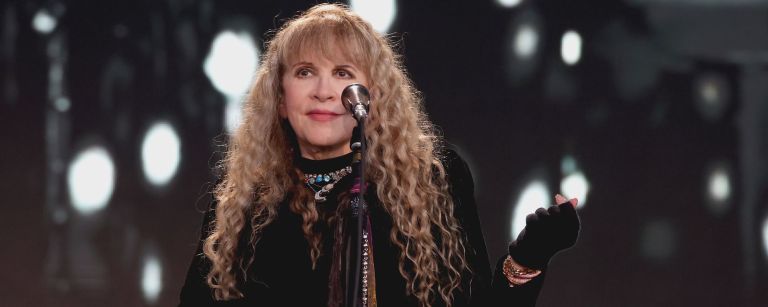 Watch the Magical “Stand Back” Performance Stevie Nicks Delivered 41 ...