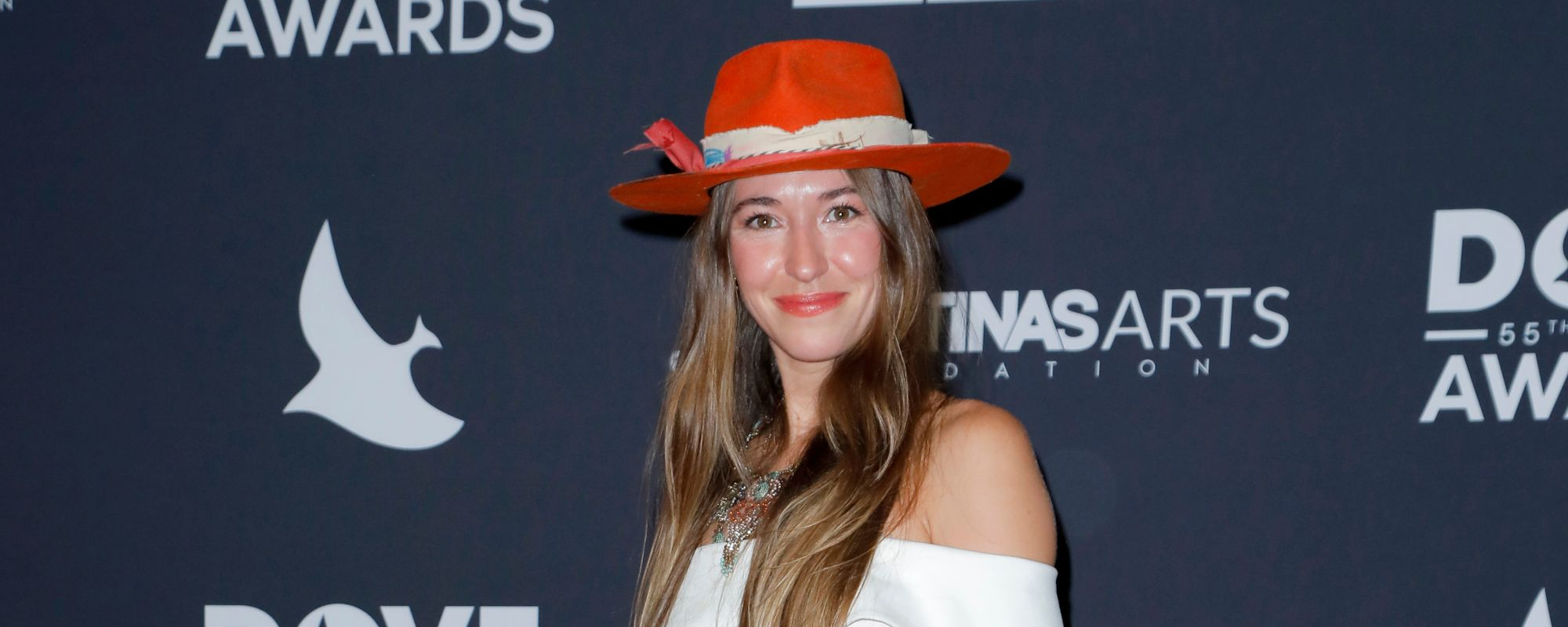 Lauren Daigle Performs Latest Single “Turbulent Skies” on ‘Kimmel