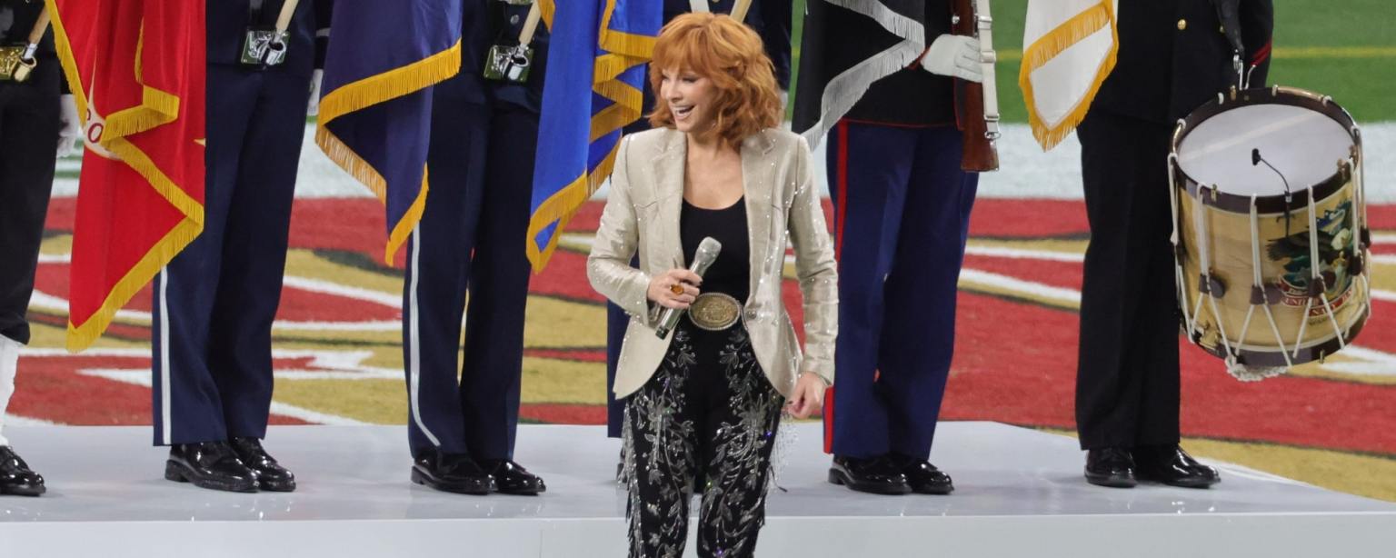 Remember When: Reba McEntire Lost 7 Members of Her Band and Her Tour ...