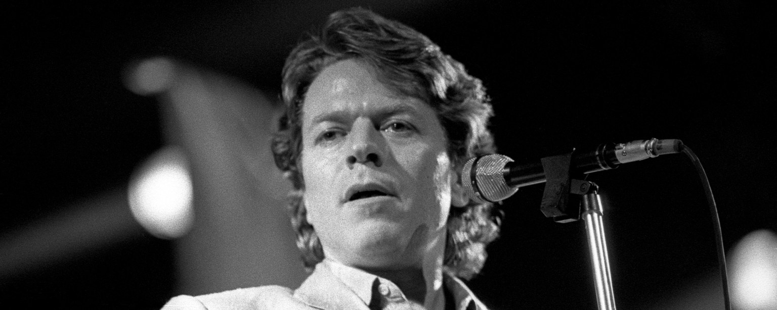 On This Day in 1986, Robert Palmer’s “Addicted to Love” Hits No. 1 With ...