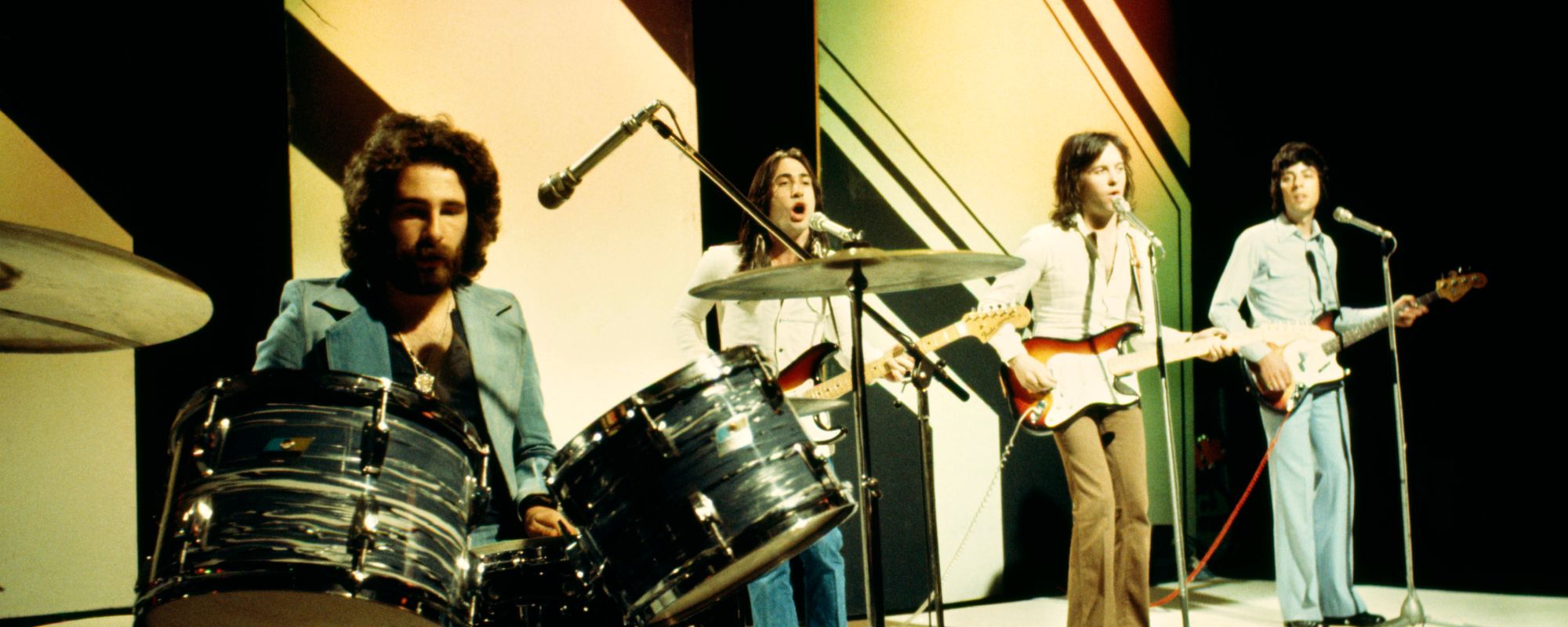 The Story and Meaning Behind “Beth,” the Lush Ballad That Gave KISS ...
