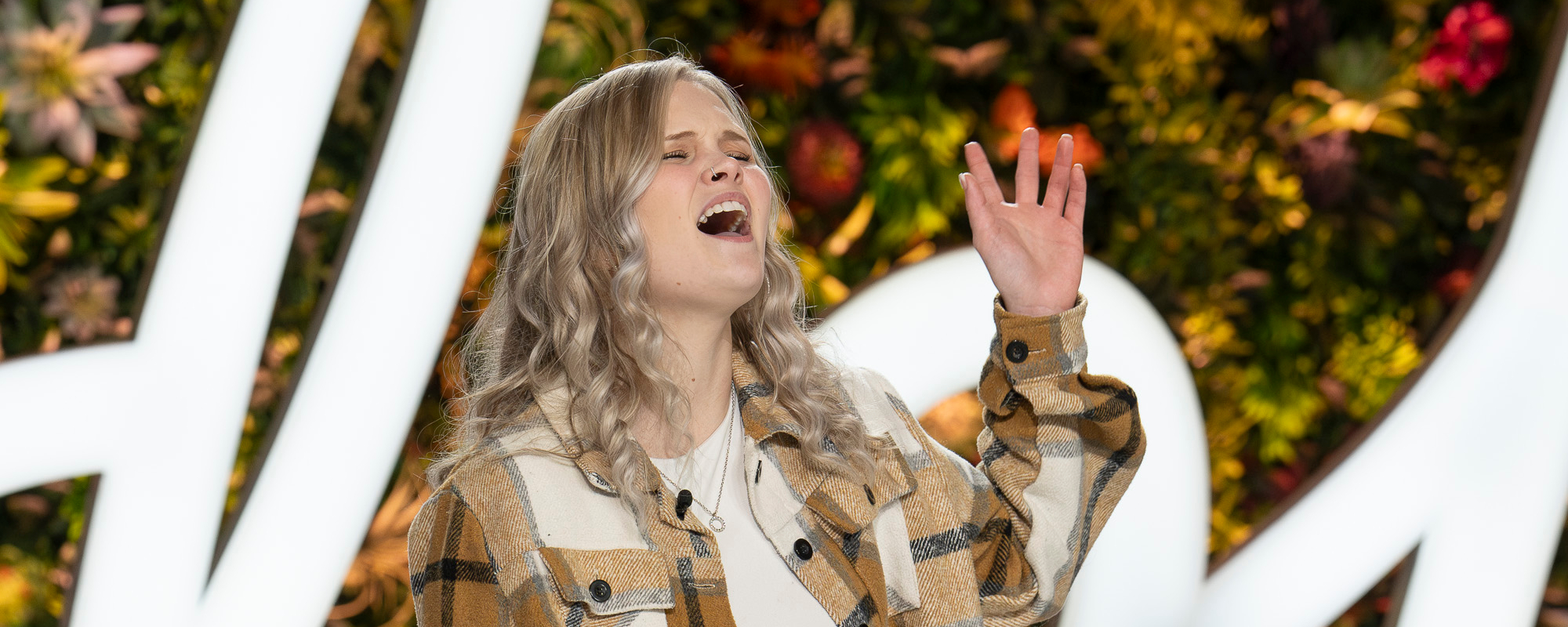 3 Quick Facts About Thunderstorm Artis, From ‘The Voice’ Finalist to ‘American Idol’ Standout ...