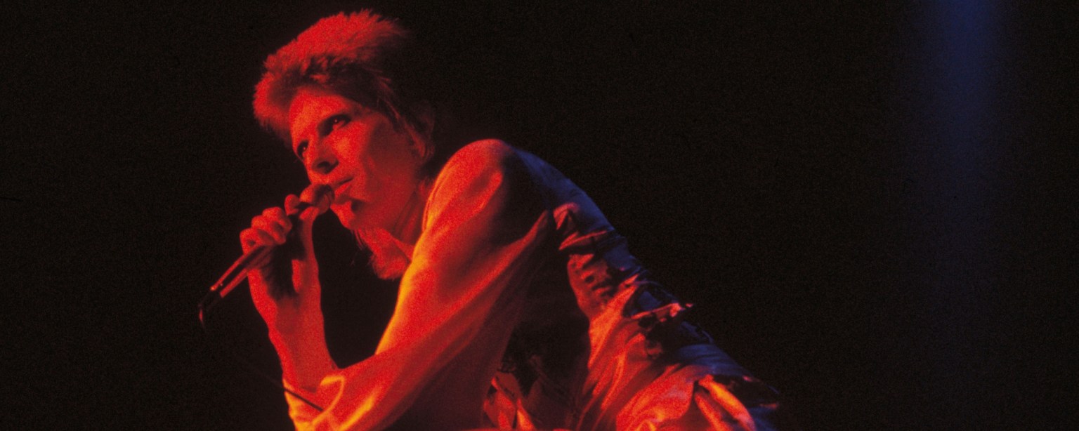 The Story and Meaning Behind “All the Young Dudes,” the Mott the Hoople ...