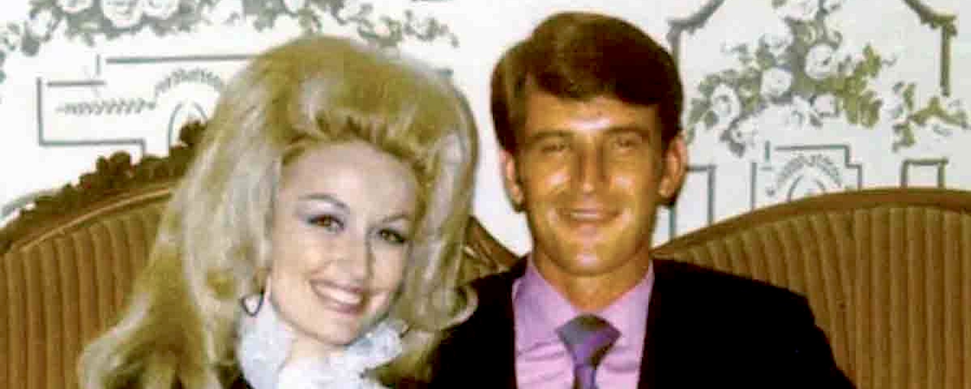 Get to Know Dolly Parton's Family (All 11 Siblings)