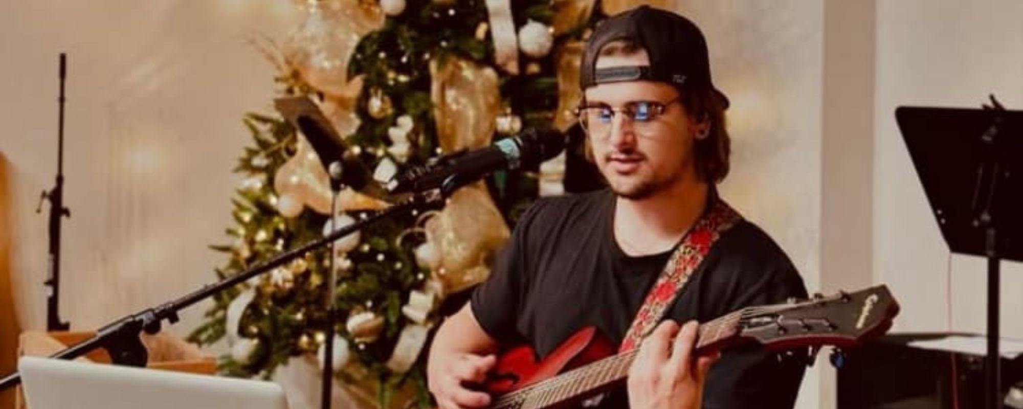 Darius Rucker Sets the Record Straight on His Move out of the Country ...