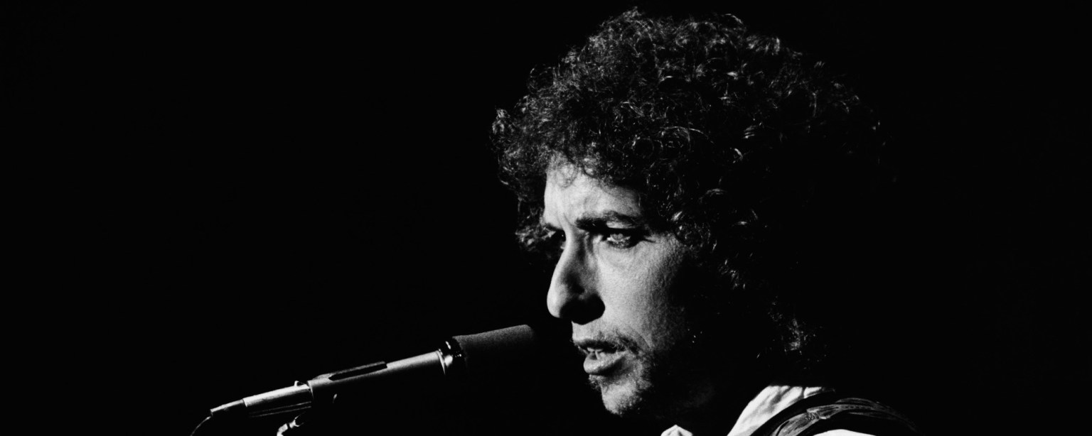 3 Times Bob Dylan Sparked Controversy in His Own Career - American ...