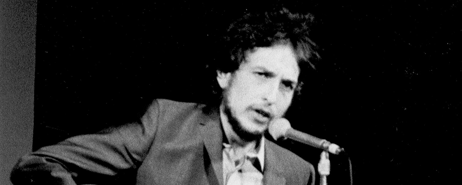 5 Reasons Why Bob Dylan Is So Historically Important in Music ...