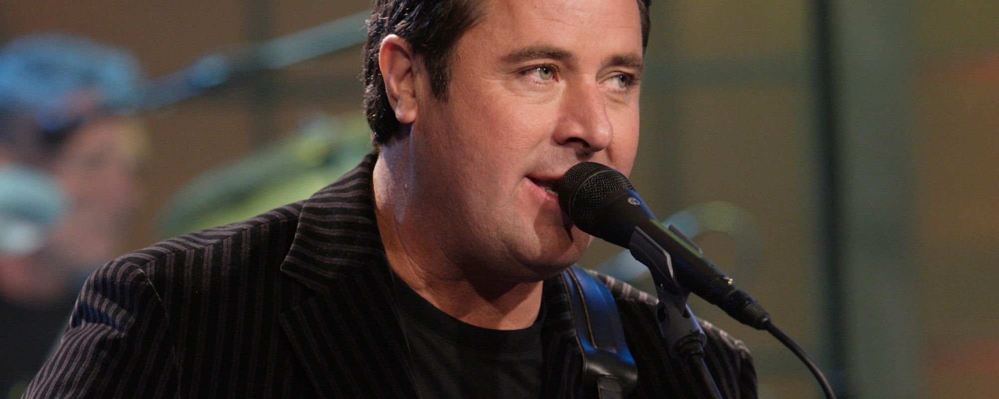 4 Albums That Show Why Vince Gill Is a Guitar Legend - American Songwriter