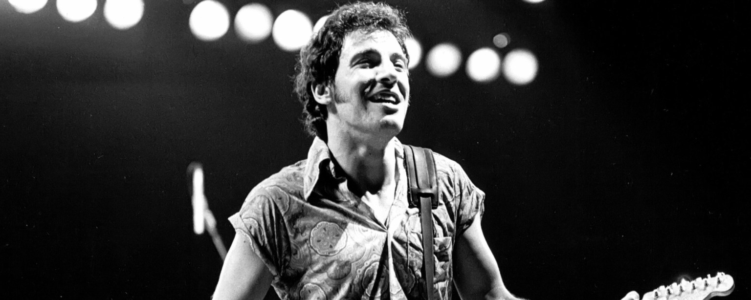 The Story Behind How “Dancing in the Dark” by Bruce Springsteen Came to ...