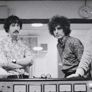 4 Songs That Marked the Birth of Folk Rock - American Songwriter