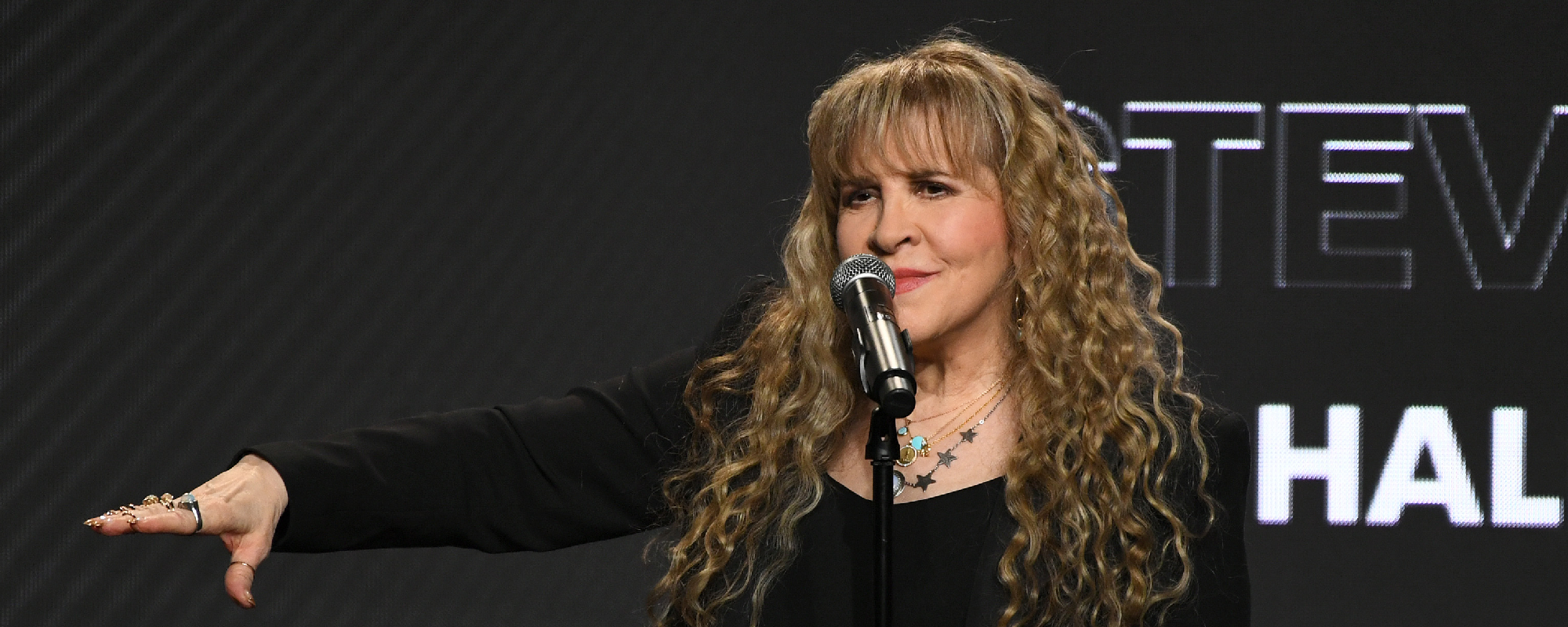 Watch the Magical “Stand Back” Performance Stevie Nicks Delivered 41 ...