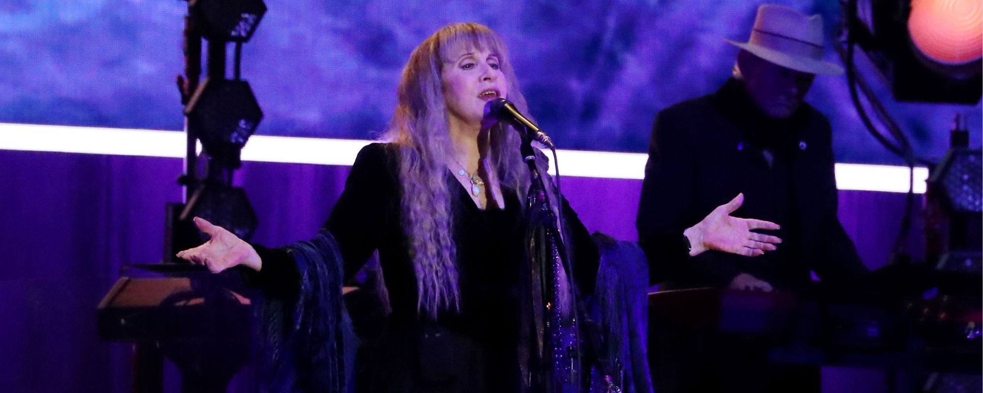 Watch the Magical “Stand Back” Performance Stevie Nicks Delivered 41 ...