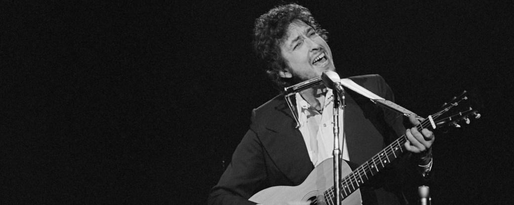On This Day in 1962: Robert Zimmerman Becomes Bob Dylan - American ...